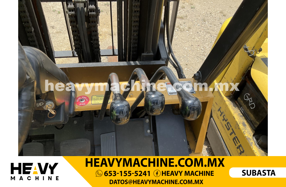 Equipo de elevación Montacargas Caterpillar GC40K en venta